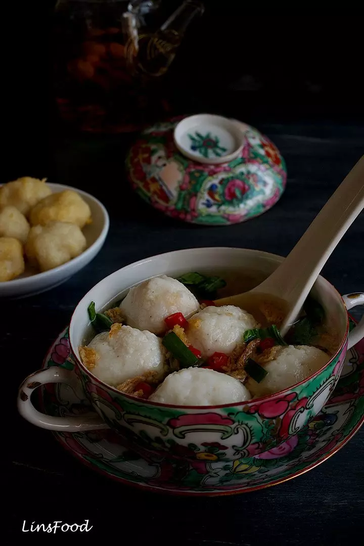 Sambal Fishball (Fishballs in Red Chilli Paste)