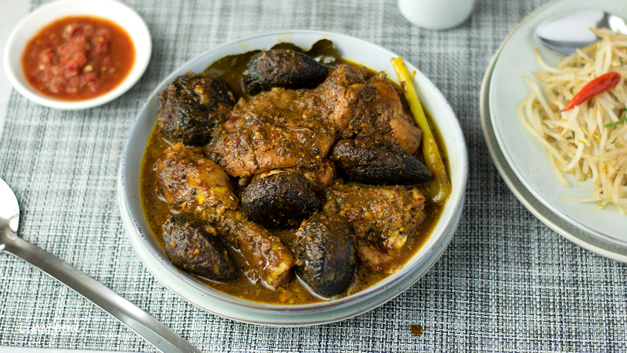 Ayam Buah Keluak (a Nyonya Recipe)